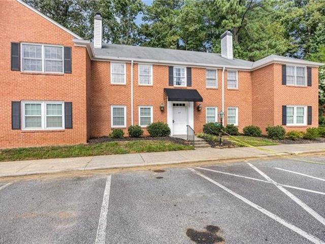 344 Hanover Arms Ct Apt C, Winston Salem, NC 27104