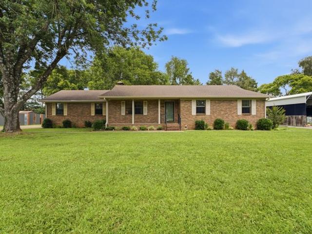 344 Highfield Dr, Murfreesboro, TN 37128
