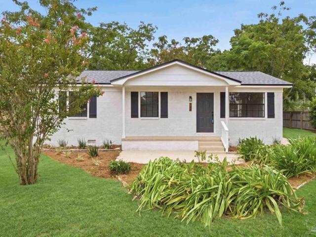 344 Morgan Ln, Mary Esther, FL 32569
