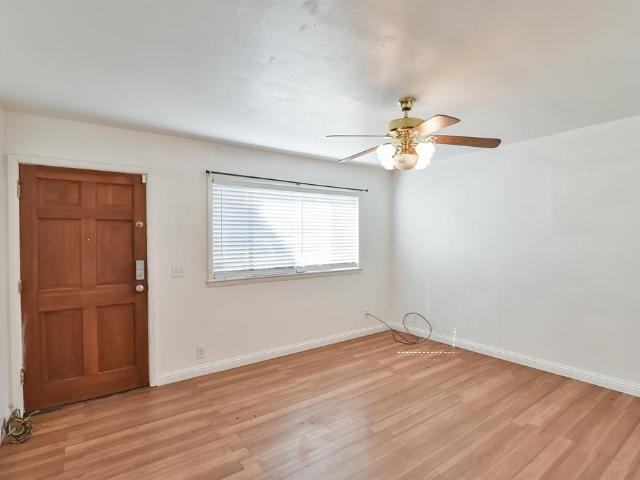 344 NW Renfro Street