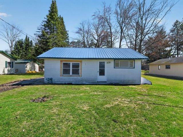 344 S Sleeper Dr, Lincoln, MI 48742
