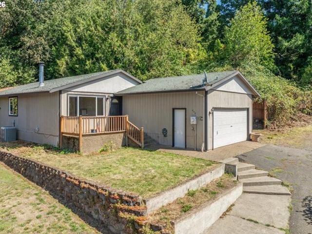 344 SE Shafford St, Estacada, OR 97023