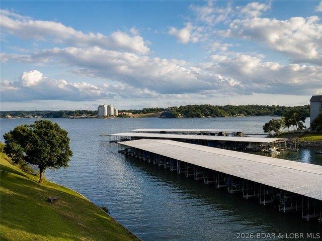 344 Regatta Bay Dr Unit 3B, Lake Ozark, MO 65049