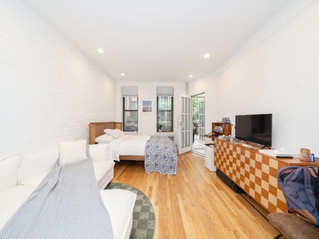 344 W 17th Street B