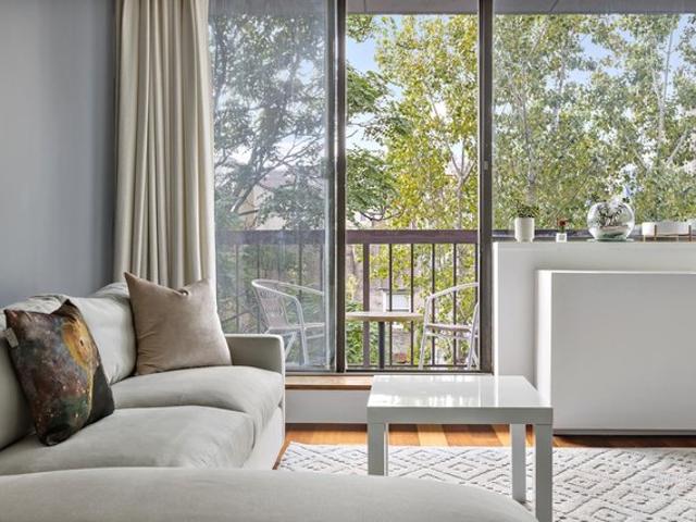 344 W 23rd St Apt 6E, New York City, NY 10011
