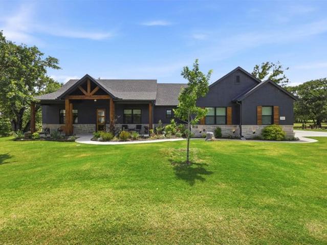 344 Zebrastone Way, Poolville, TX 76487