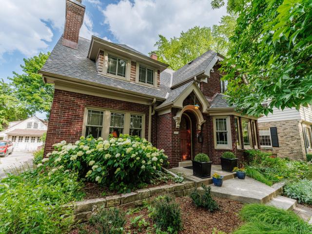 3454 N Frederick Ave