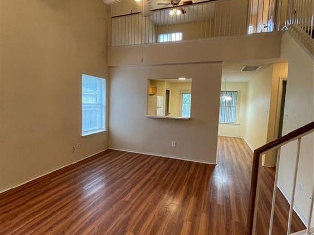 3454 Flowstone Ln