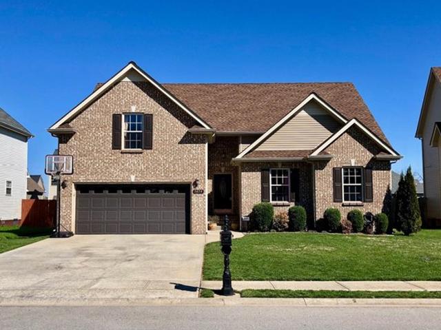3454 Southwood Dr, Clarksville, TN 37042