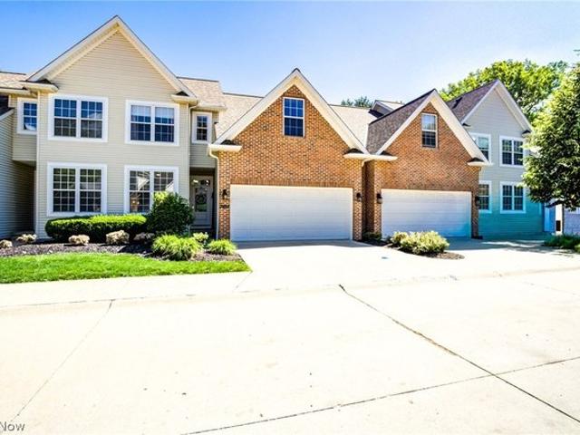 3455 Briar Ridge Ct Unit 2, Westlake, OH 44145
