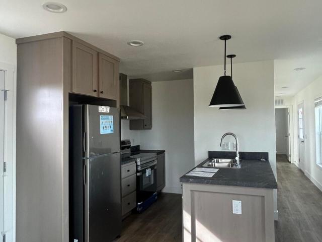 3455 w quail road