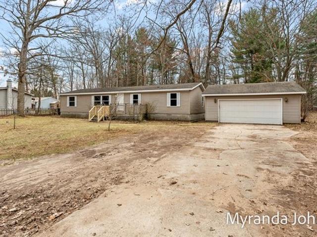 3455 W Webster Rd, Montague, MI 49437
