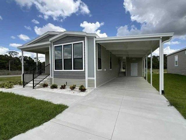 34563 Ballyhoo Dr Unit 892, Zephyrhills, FL 33541