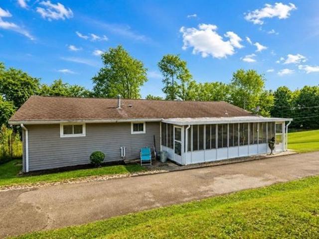 3456 Garvers Ferry Rd, Vandergrift, PA 15690