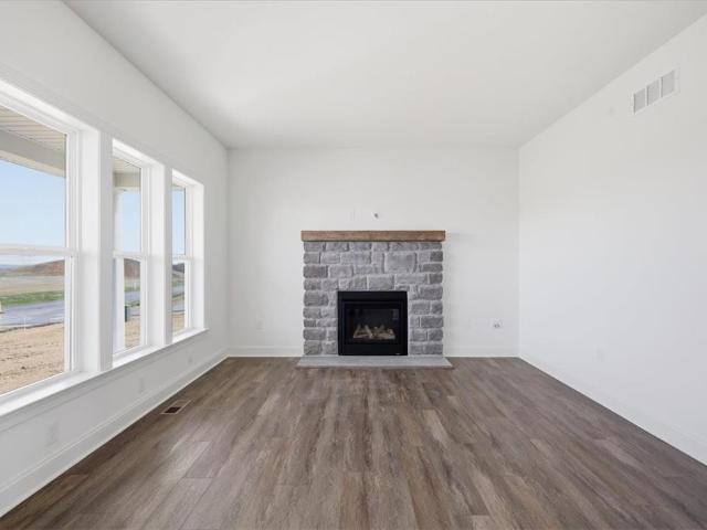 3456 George Street 7