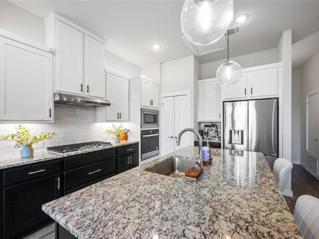 3456 Red Moon Way