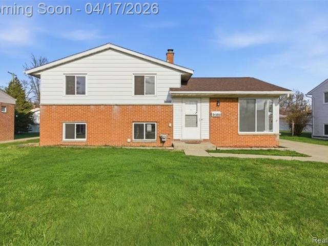 34580 Viceroy Dr, Sterling Heights, MI 48310