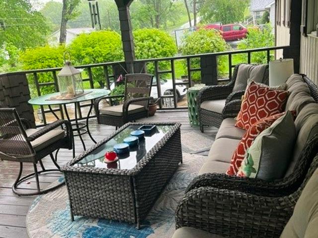 3458 Nearwood Dr