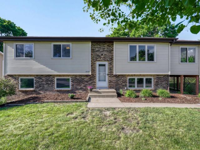 3458 Pilgrim Lane N