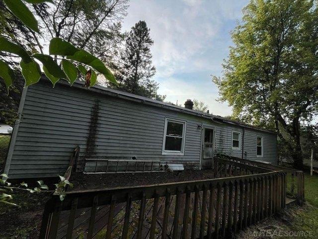 3459 Cambridge Ave, Jackson, MI 49203