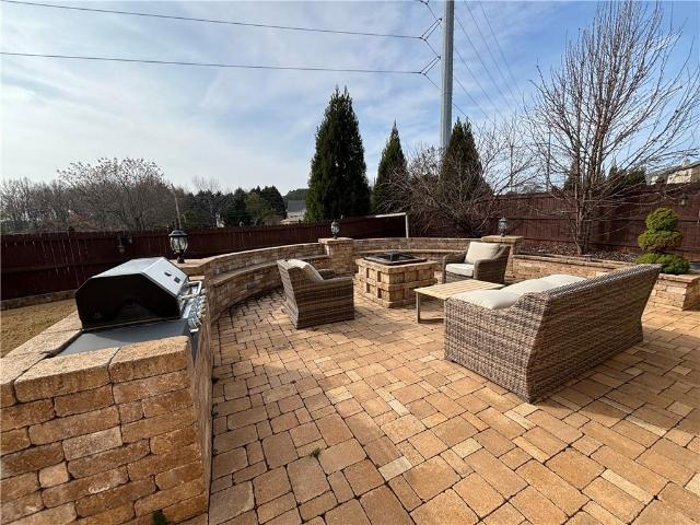 3459 In Bloom Way