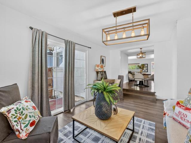 3459 37th St, Sacramento, CA 95817 | MLS #226027 | Compass