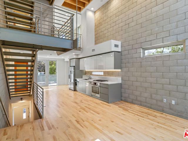 3450 Cahuenga Boulevard 801