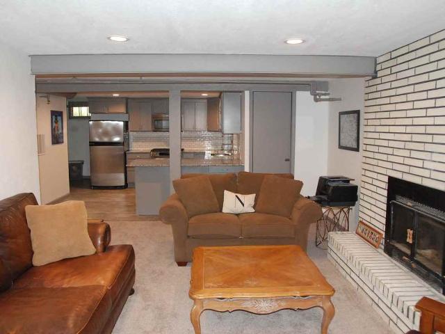 3450 Harriet Ave 2 Bedroom Apartment for Rent at 3450 Harriet Ave, Minneapolis, MN 55408 Lyndale
