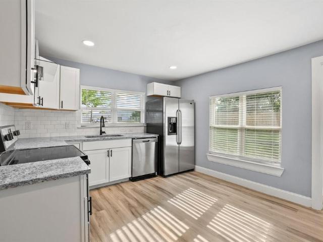 3450 Juanita Dr, Denison, TX 75020 | MLS #21261