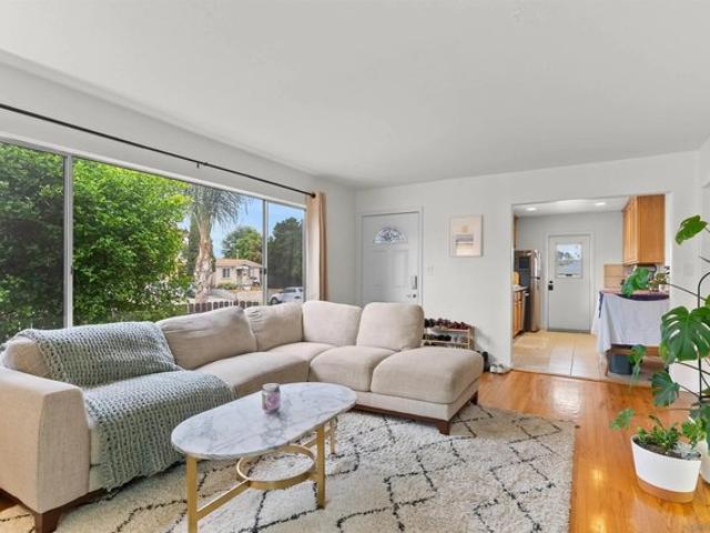 3450 42nd St, San Diego, CA 92105