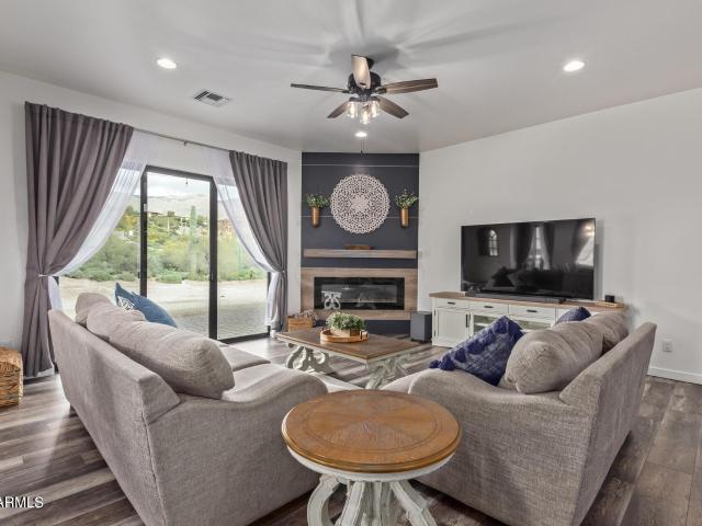 3451 s yaqui lane