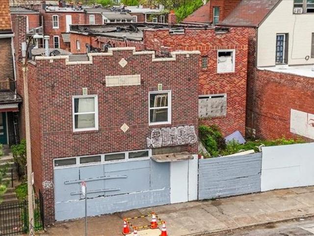 3451 53 S Grand Blvd, Saint Louis, MO 63118