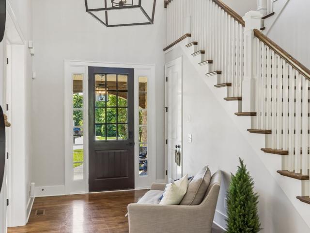 3452 Stagecoach Dr