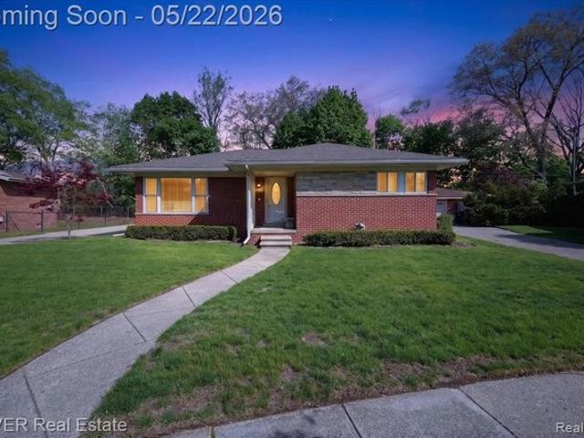 34536 Grandon St, Livonia, MI 48150