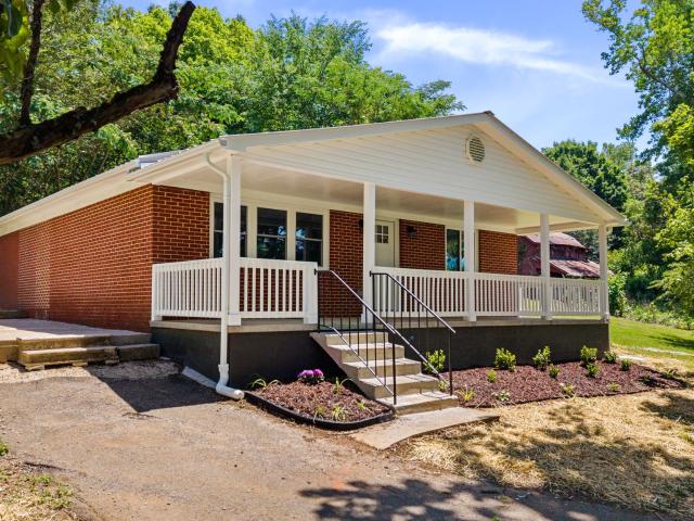 3453 Highway 39 W