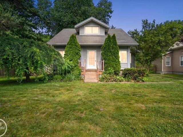 3453 Palms Rd, Casco, MI 48064