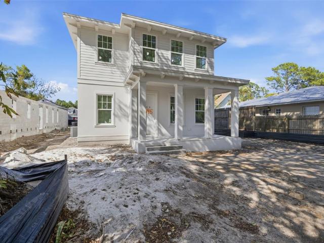 345 11th Ave NE, St. Petersburg, FL 33701 | MLS #TB8482 | Compass