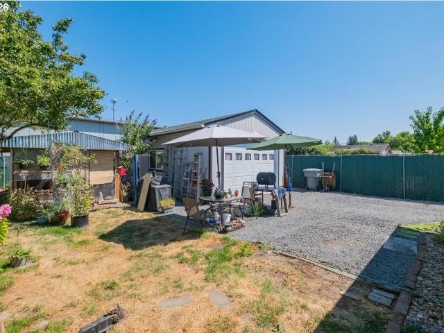 345 14th ave se