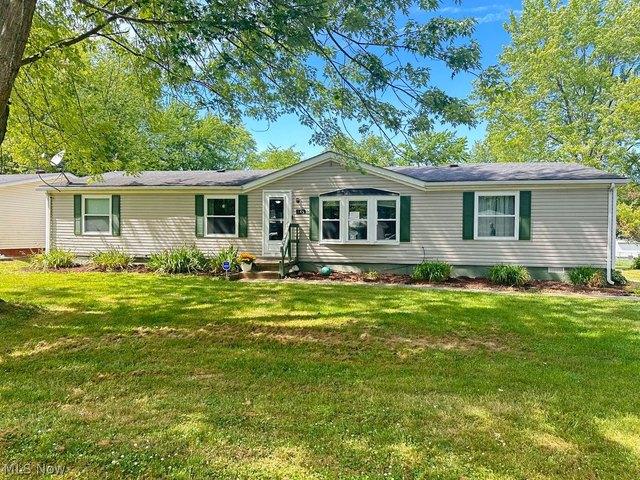 345 Cleveland Ave E, Warren, OH 44483