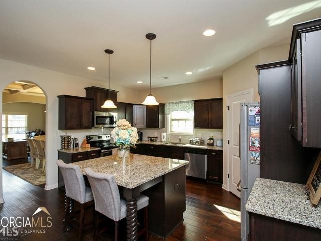 345 Cliffhaven Circle