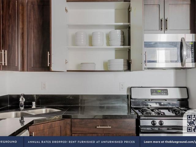345 Cloverdale Avenue Studio Apartment for Rent at 345 S Cloverdale Ave #1378, Los Angeles, CA 90036 Mid City West