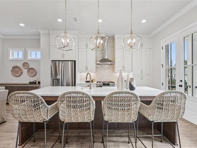 345 Crimson Pine Alley 13