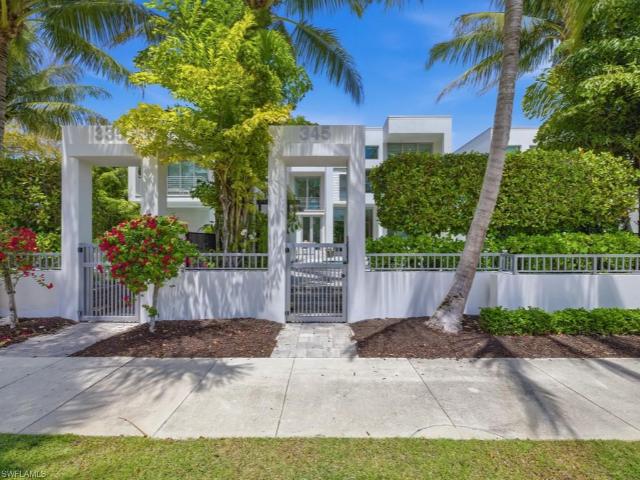 345 Banyan Blvd, Unit 3, Naples, FL 34102 | MLS #226014 | Compass