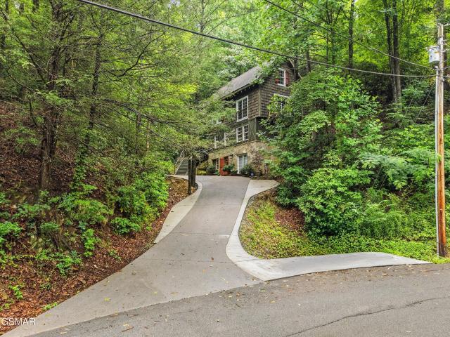 345 Gatlin Drive