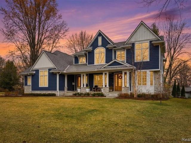 345 Dalebrook Ln, Bloomfield Hills, MI 48301