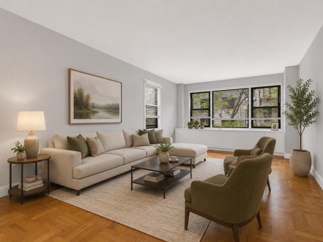 345 E 52ND Street 4J