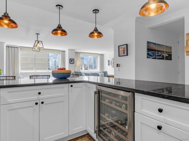 345 E 93rd Street 11DE