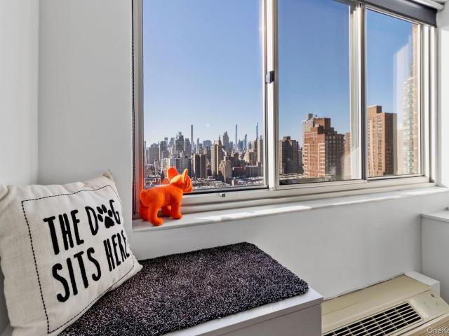 345 E 93rd Street 32G