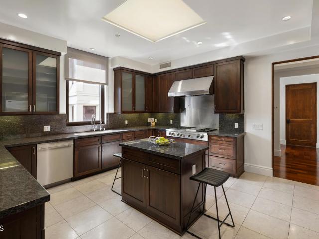 345 E Colorado Blvd, Unit 302, Pasadena, CA 91101 | MLS #P1 26450
