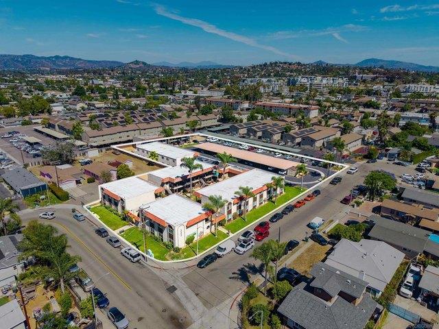 345 E Park Ave, Escondido, CA 92025